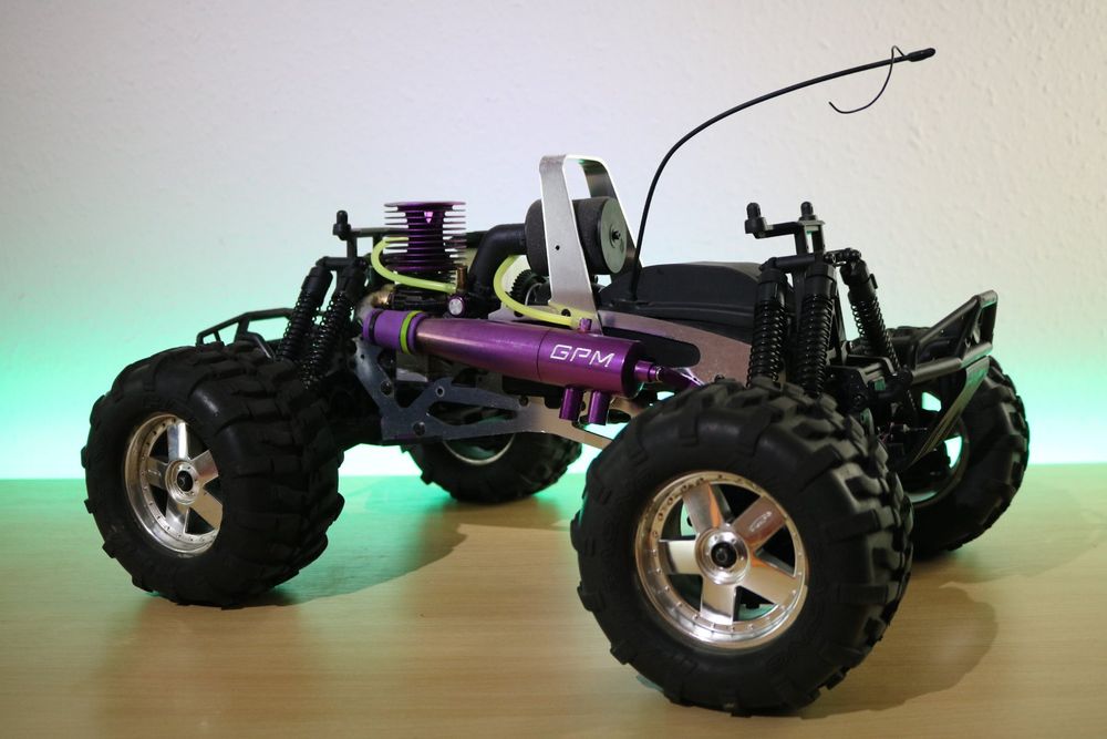 HPI Savage 25 1:8 Monster Truck Auto ferngesteuert Benziner (Gebraucht) in Rickenbach b. Wil für ...