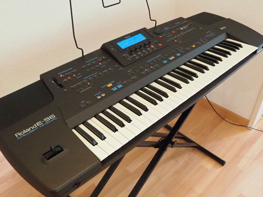 Keyboard Roland E-96, inkl. Ständer und Tasche (Gebraucht) in für CHF ...