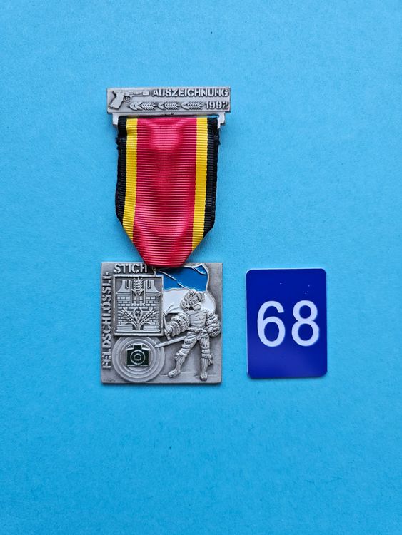 FELDSCHLÖS PISTOLE SCHIESSEN KRANZABZEICHEN MEDAILLEN MÜNZEN (Gebraucht) in Ermatingen für CHF 2 ...