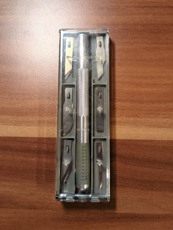 Craft knife with 6 types of blades (Gebraucht) in Bourguillon für CHF 1 ...