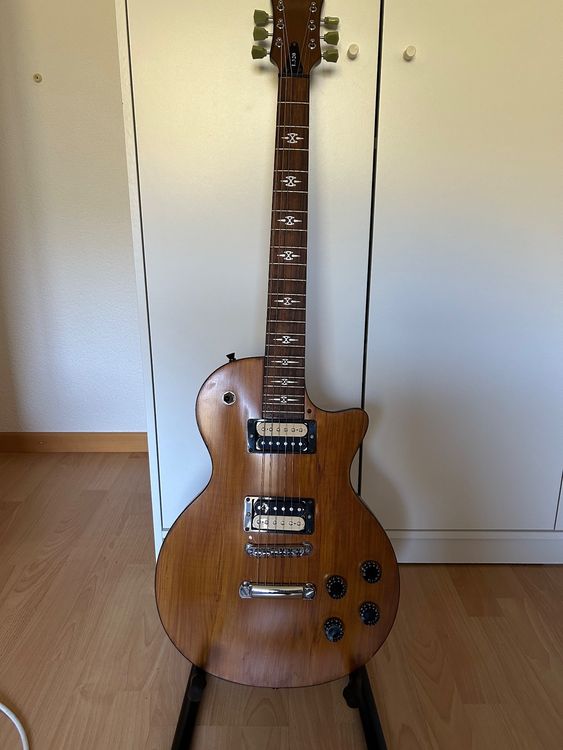Custom E-Gitarre Les Paul (Gebraucht) in Biel/Bienne für CHF 50 – nur ...