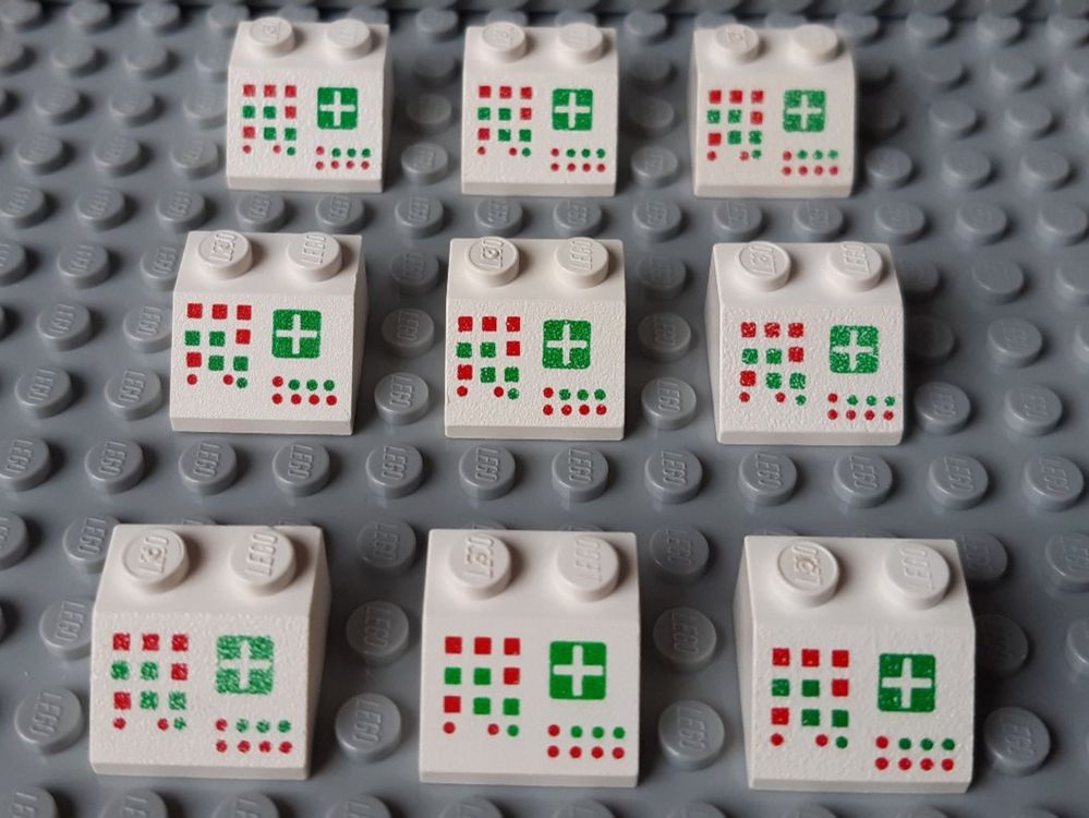 LEGO - 9x Slope Computer Panel - 3039p34 | Kaufen auf Ricardo