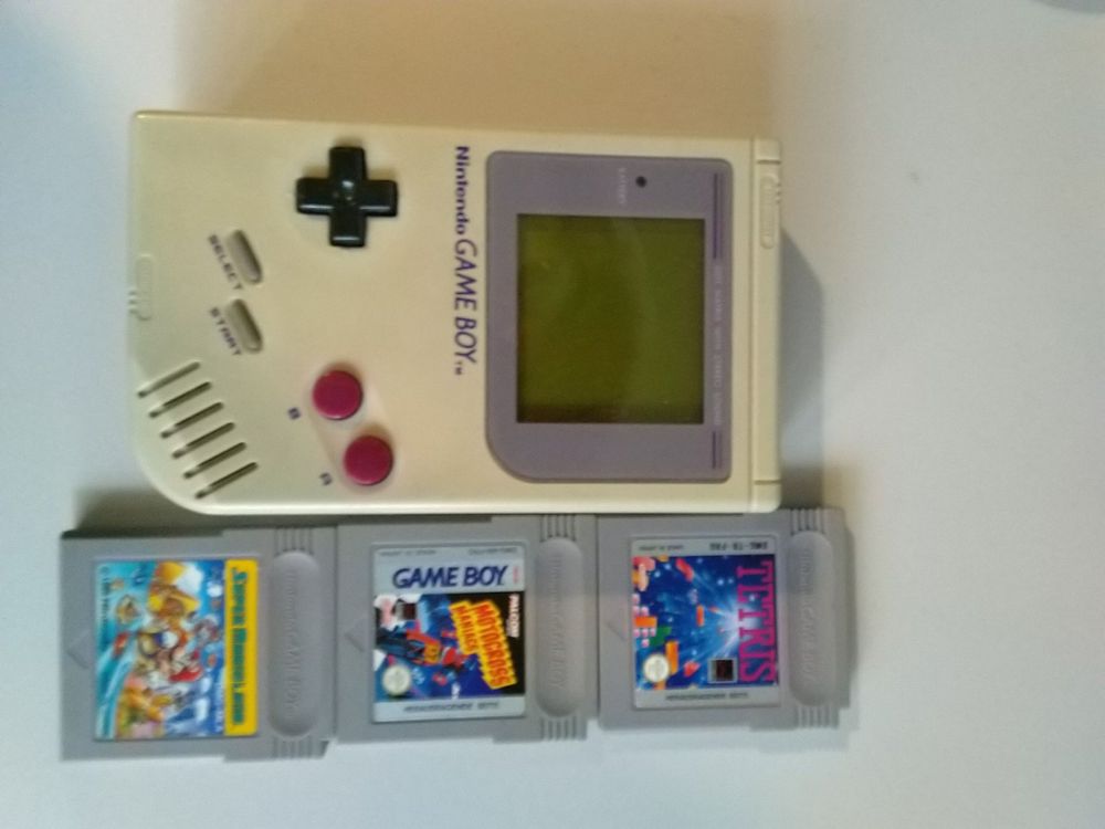 Original Nintendo Game Boy mit 3 Games (Gebraucht) in Zürich für CHF 72 ...
