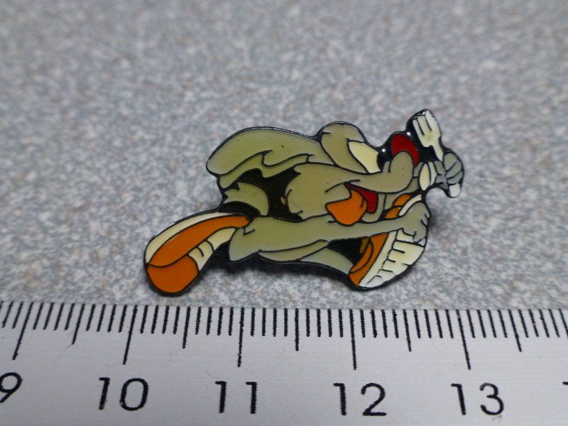 PIN PINS COMIC ZEICHENTRICK (Gebraucht) in Gränichen für CHF 2 – mit ...
