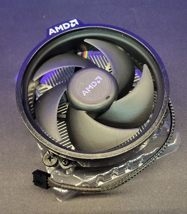 AMD Wraight Stealth CPU Kühler (Neu und originalverpackt) in ...