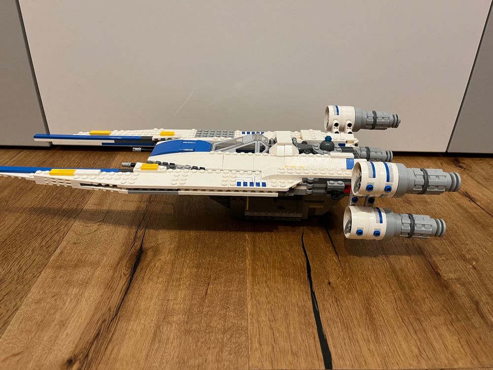 Lego Star Wars 75155 Rebel U Wing Fighter (Defekt) in Bretzwil für CHF ...