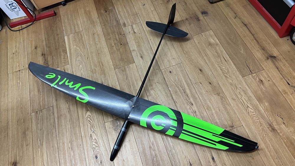 Smile DLG von AJ Aeromodels | Kaufen auf Ricardo