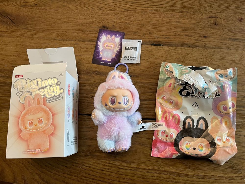 Labubu Big into Energy LUCK (Neu (gemäss Beschreibung)) in therwil für ...