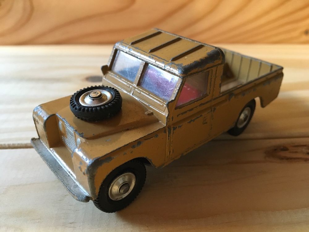 Land Rover Corgi Toys (Gebraucht) in Kappel SO für CHF 10 – mit ...
