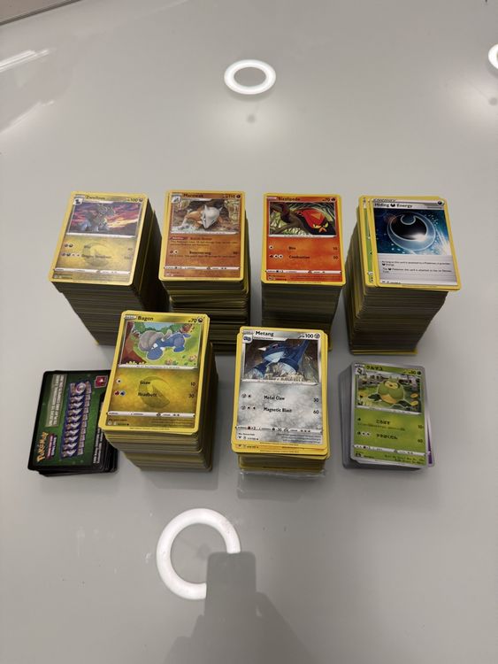 Grosse Pokémon Karten Sammlung ( über 2400 Karten ) (Gebraucht) in ...