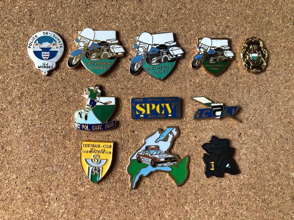 Pin's Police cantonale Vaudoise (D'occasion) à Lausanne pour CHF 8 ...
