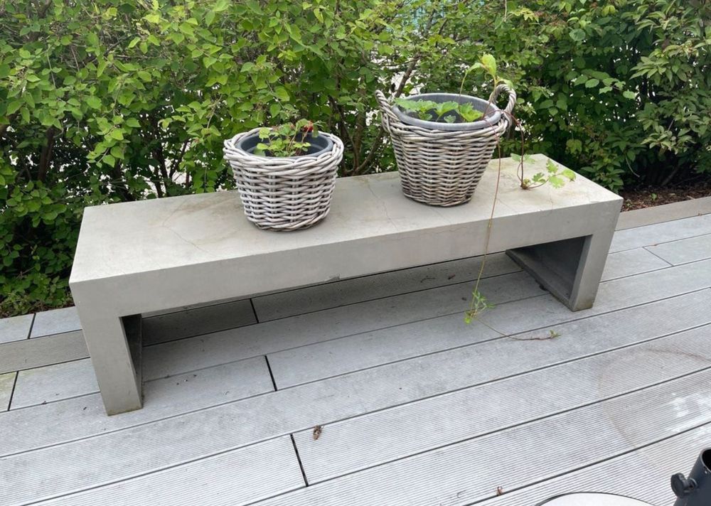 Beton Bank Beliani (Gebraucht) in Dübendorf für CHF 50 – nur Abholung ...