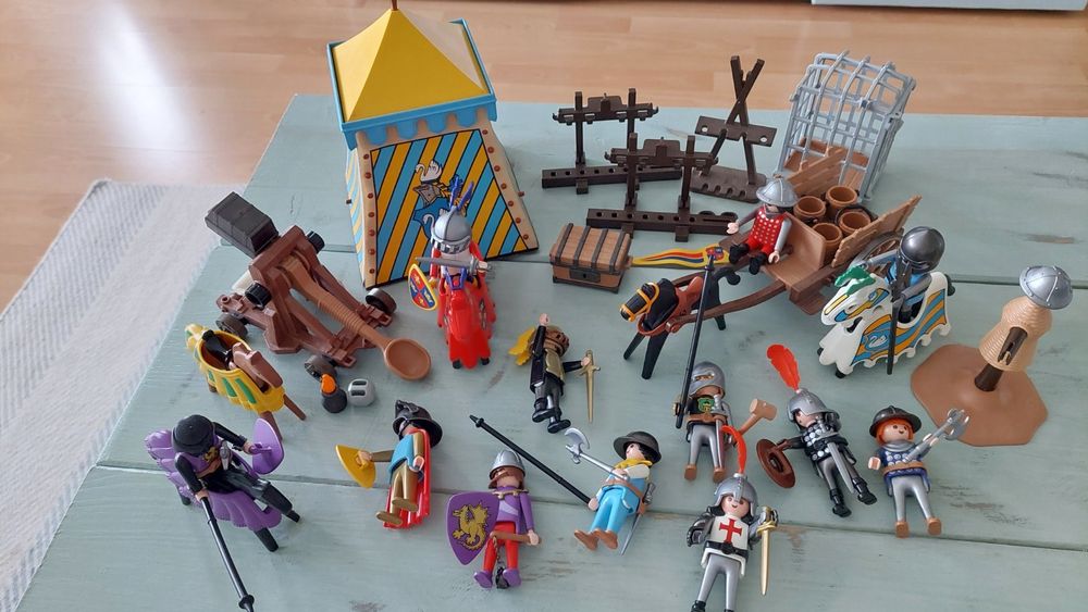 Playmobil Ritter und viel Zubehör (Gebraucht) in Volketswil für CHF 42 ...