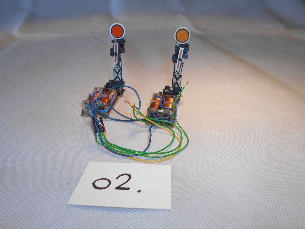 Märklin 7038 Form-Vorsignal x2 (#02) (Gebraucht) in Winkel für CHF 8 ...