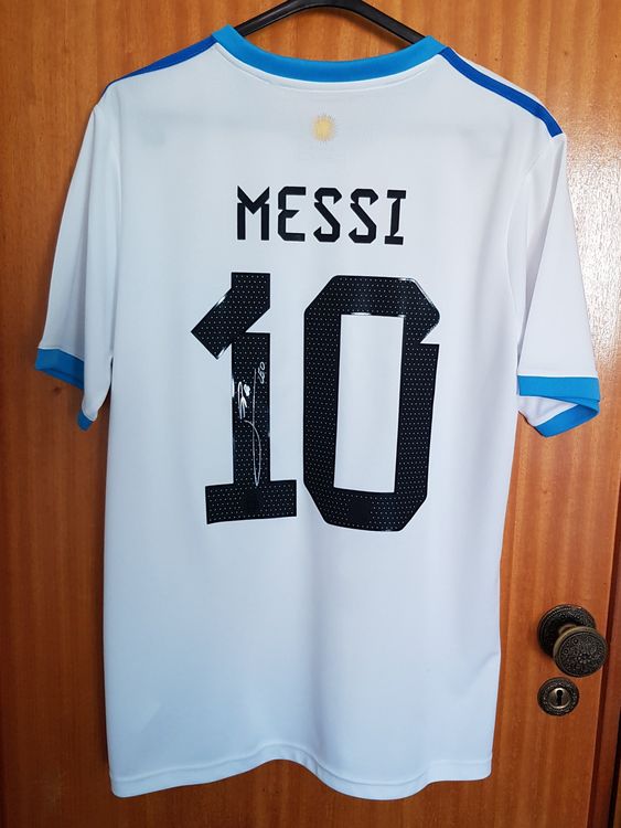 Lionel Messi - Argentinien 3 Sterne Sonder Trikot - Signiert | Kaufen ...