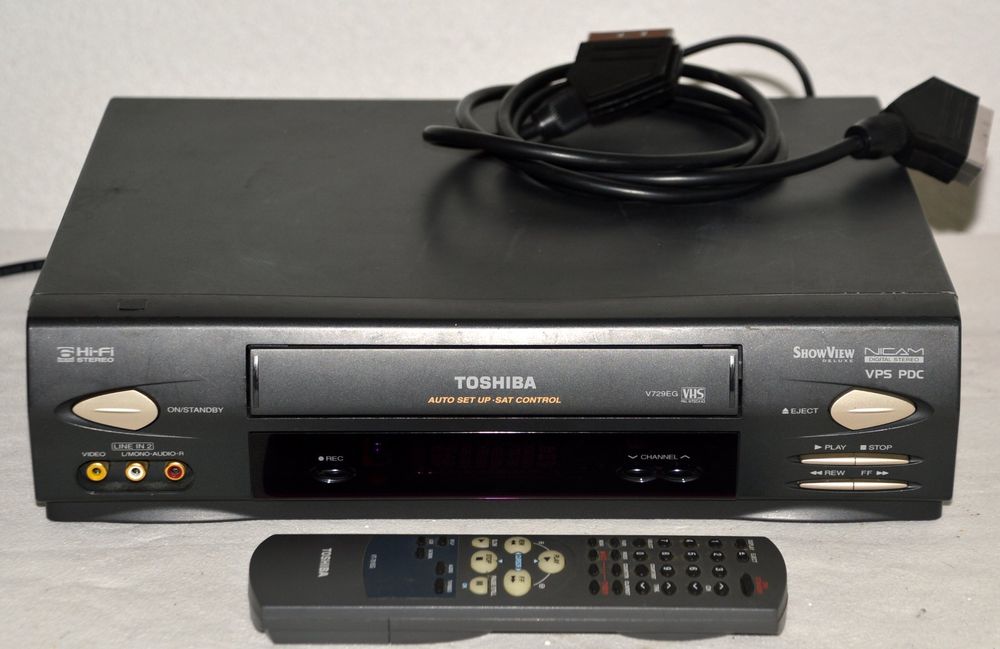 Videorecorder VHS Toshiba V-729EG magnétoscope (Gebraucht) in Collonges ...