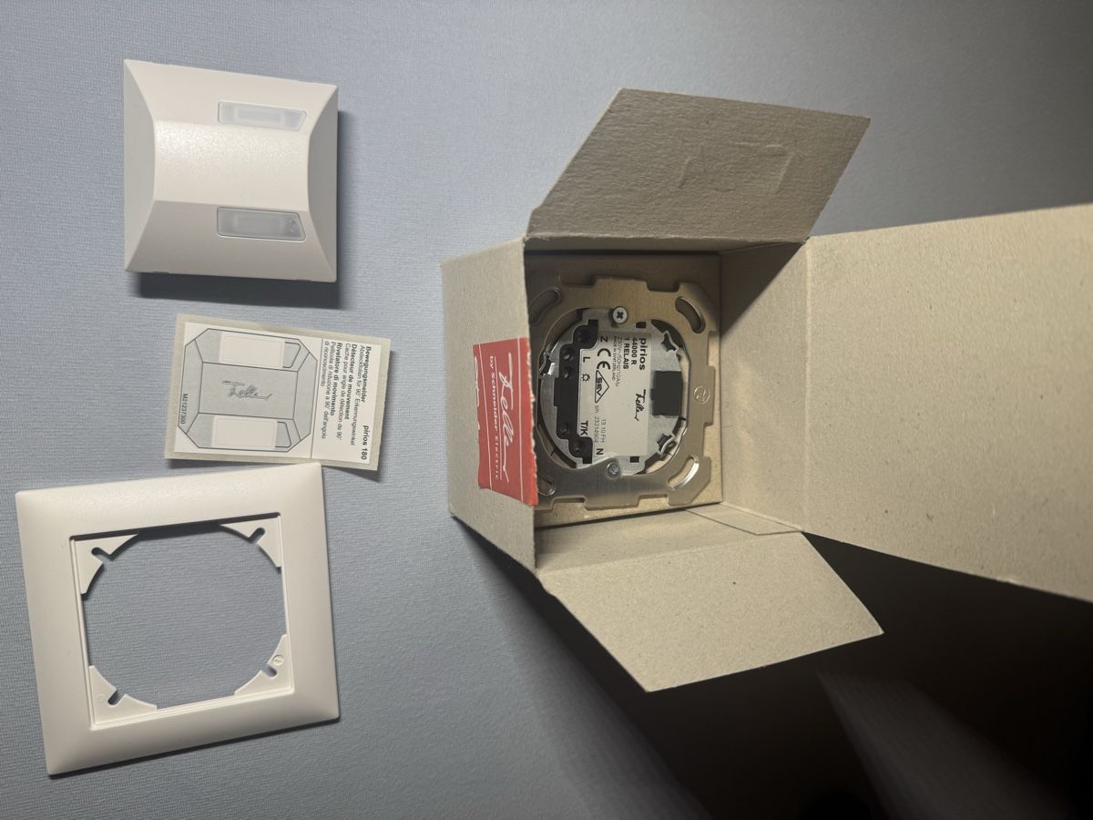 Feller Pirios 180 R Bewegungsmelder Relais - Neuwertig! (Neu (gemäss ...