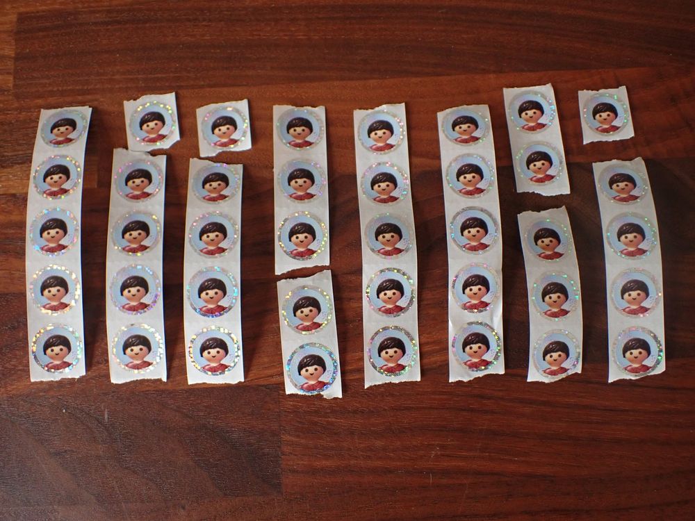 40 Sticker Migros Playmobil Mania (Gebraucht) in Geroldswil für CHF 40 – mit Lieferung auf ...
