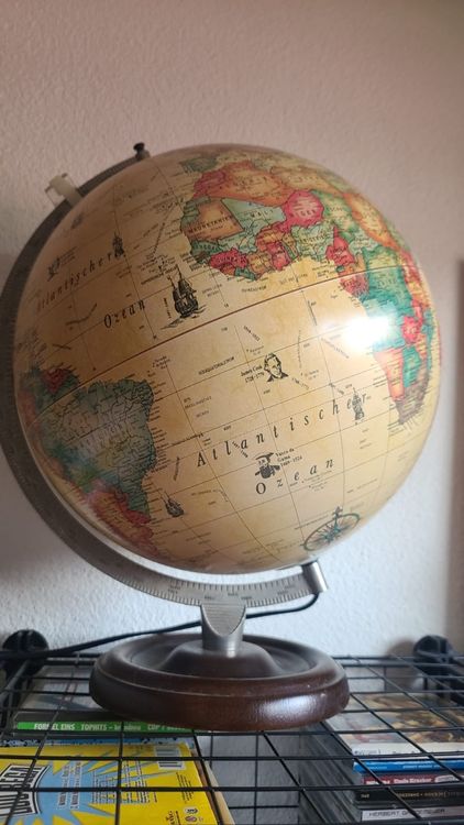 Vintage Design Globe illuminated ancient world | Kaufen auf Ricardo
