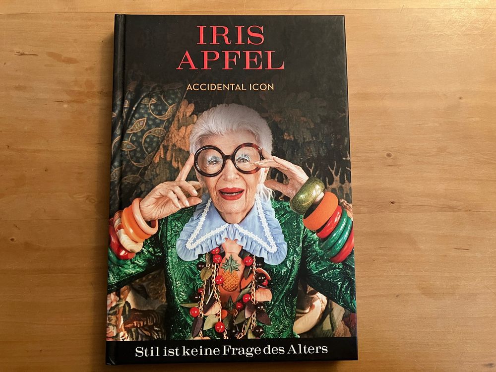 Iris Apfel - Buch (Gebraucht) in für CHF 16 – mit Lieferung auf Ricardo ...