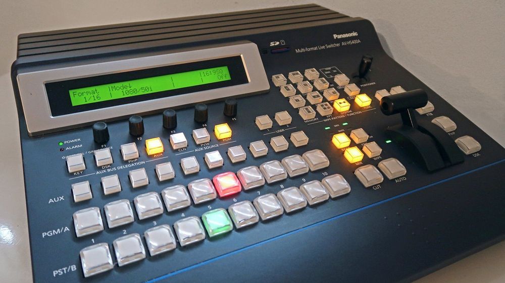 PANASONIC Videomischer AV-HS400 full HD | Kaufen auf Ricardo