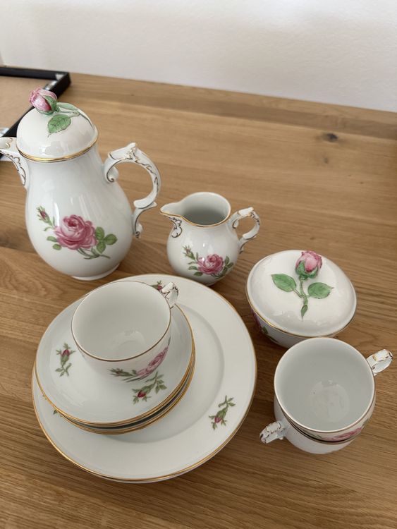 Schönes Kaffeeheschirr mit Rosenmuster aus Porzellan (Neu (gemäss Beschreibung)) in Thun für CHF ...