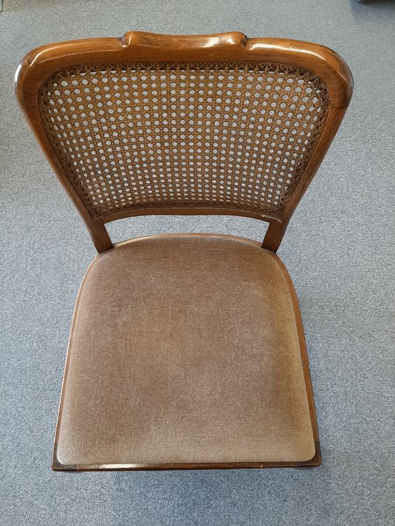 Vier antike Holzstühle mit Wiener Geflecht | Kaufen auf Ricardo