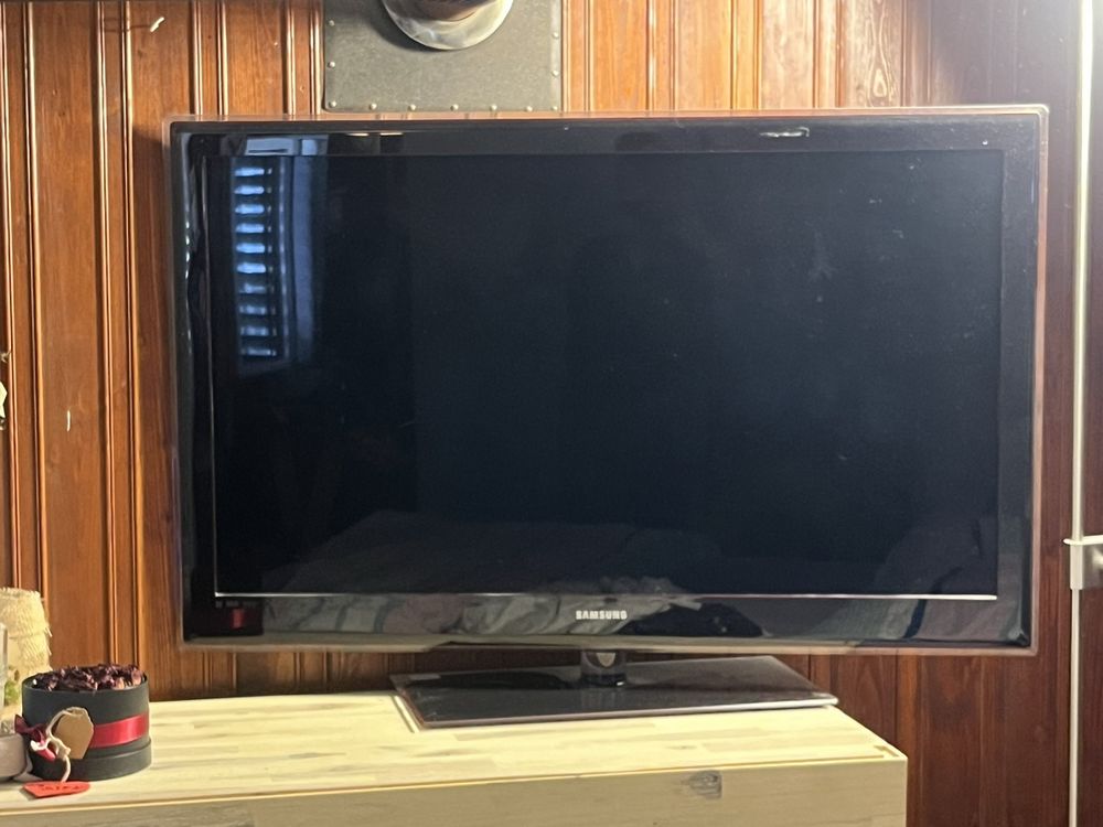 Samsung Fernseher (Gebraucht) in Adlikon b.Regensdf für CHF 150 – nur Abholung auf Ricardo kaufen