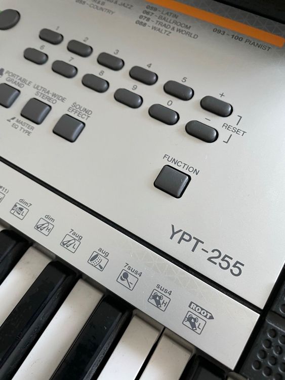 Keyboard Yamaha YPT-255 (Gebraucht) in Gossau SG für CHF 70 – mit ...