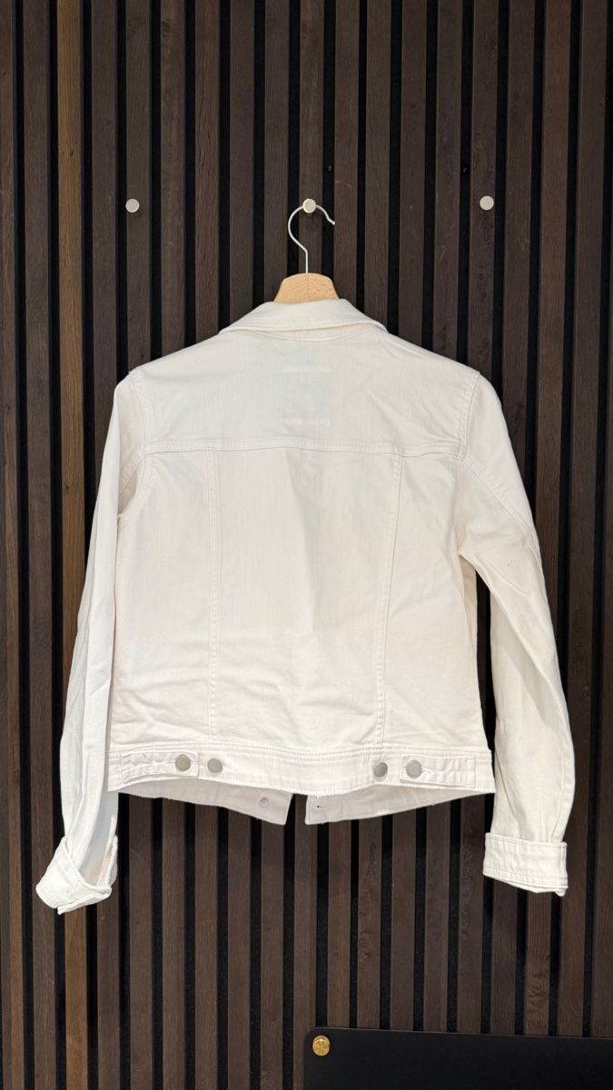 Weisse Jeansjacke von EDC, Grösse M - Top Zustand! (Gebraucht) in ...