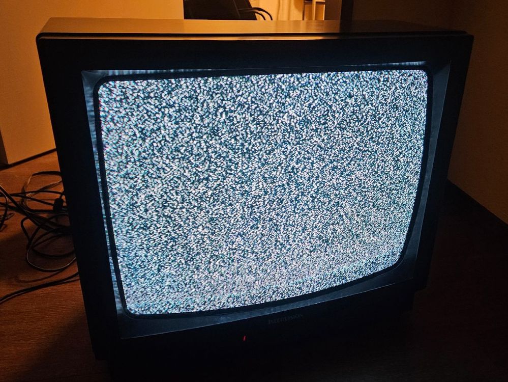 Intervision M-2039RC CRT Röhrenfernseher für Retro-Gaming (Gebraucht ...