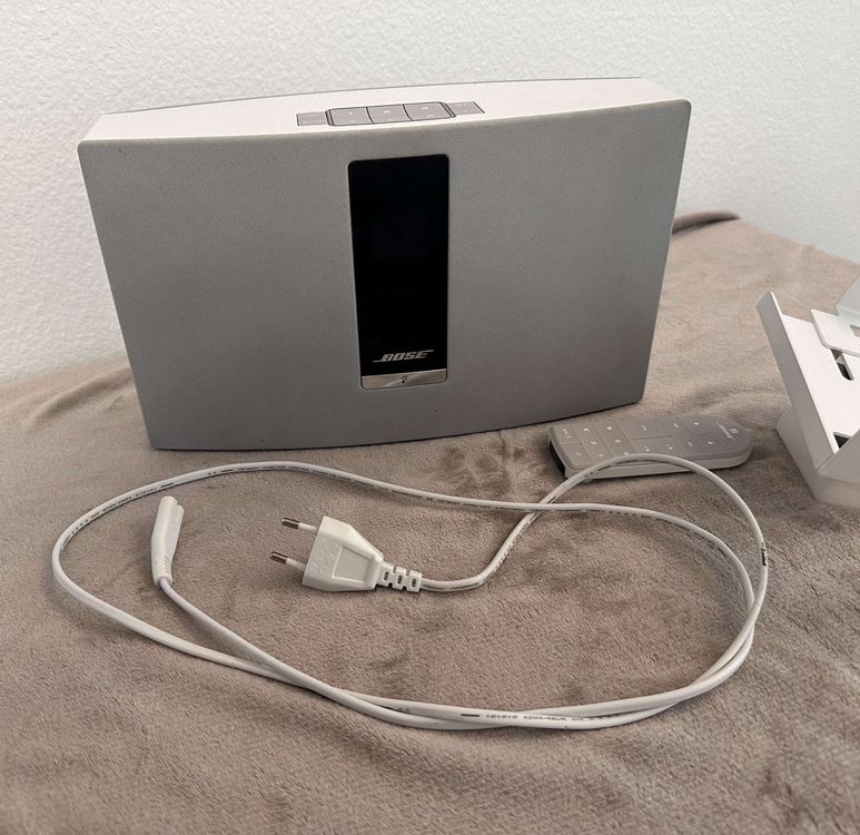 Bose Soundtouch 20 Weiss, inklusive Wandhalterung | Kaufen auf Ricardo