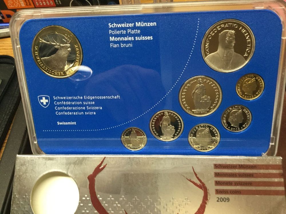 Münz Satz 2009. mit 10.- Sonder Münze. (Neu und originalverpackt) in Erlenbach im Simmental für ...