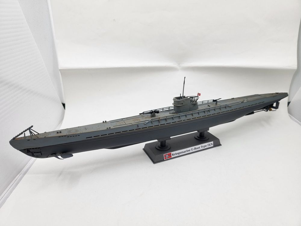 *Kriegsmarine U-Boot Type IX/b, 1/200 (Gebraucht) in Lyss für CHF 18 ...