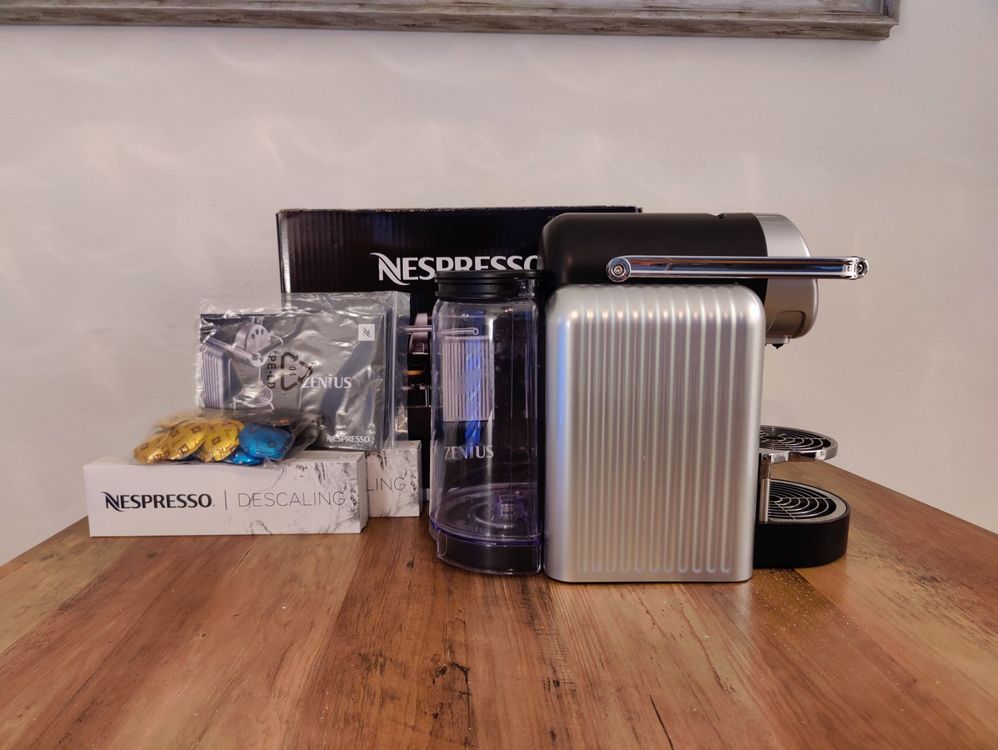 Wenig gebrauchte Kaffeemaschine Nespresso Zenius ZN 100 (Gebraucht) in ...