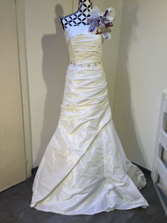 Hochzeitskleid Verzierungen, Gr.36(Hz03) (Neu und originalverpackt) in Vilters für CHF 90 – mit ...