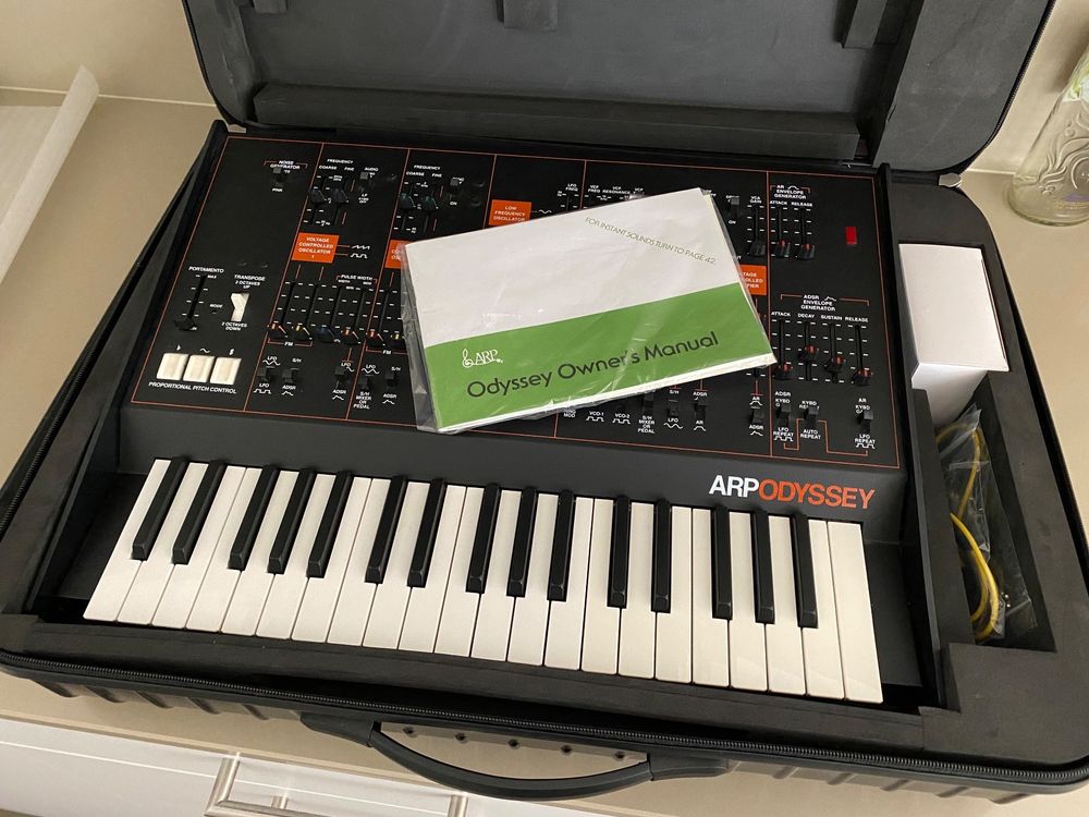 Korg Arp Odyssey Rev 3 Synthesizer (Gebraucht) in Volketswil für CHF 450 – mit Lieferung auf ...