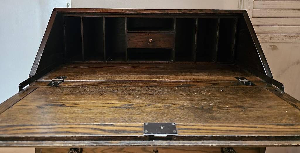 Secrétaire ancien de marque Jaycee furniture (D'occasion) à Yens pour ...