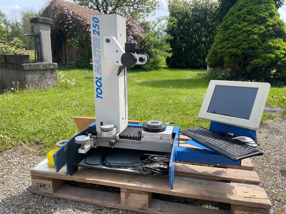 PWB Swiss Toolmaster 250 TCAM2 Voreinstellgerät (Defekt) in für CHF 590 – nur Abholung auf ...