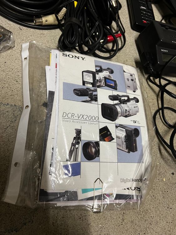 SONY DCR-VX200 Videokamera (Gebraucht) in für CHF 300 – mit Lieferung ...