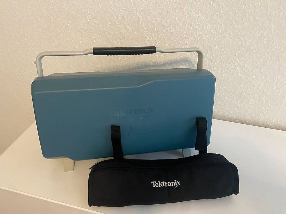 Tektronix MSO3014 Oszilloskop / inkl. Kalibrierzertifikat (Gebraucht ...