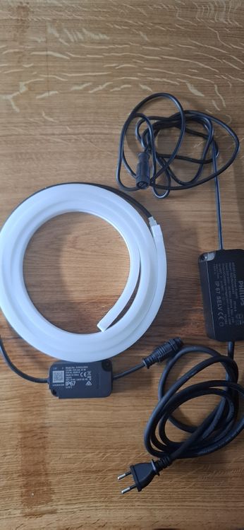 Philips Hue Lightstrip Outdoor 2m (Gebraucht) in Guntershausen für CHF ...