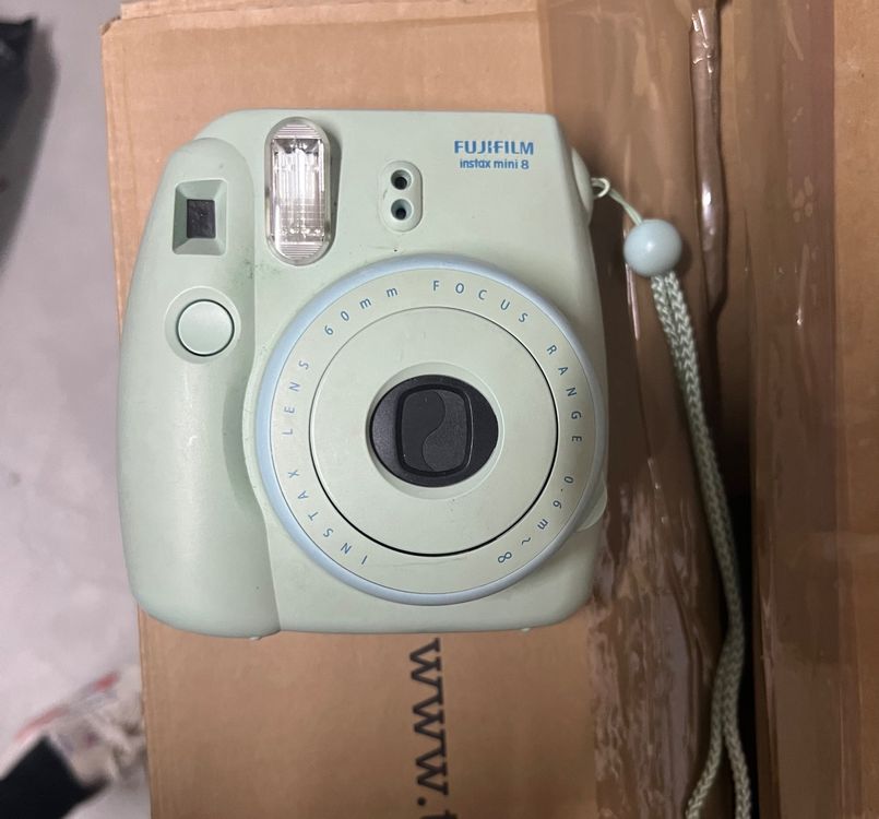 Fujifilm Instax Mini 8 (Gebraucht) in Bonstetten für CHF 15 – mit ...
