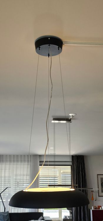 Moderne Hängeleuchte, Designerlampe, schwarz, UFO-Look (Gebraucht) in ...