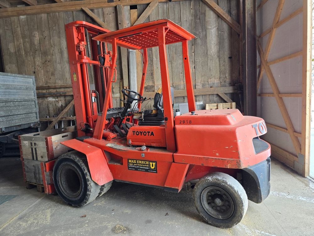 Frontstapler Toyota Diesel Typ 02-3FD-40 Stapler (Gebraucht) in Hittnau ...