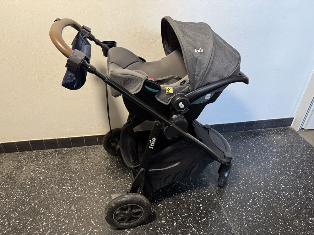 Poussette Joie Versatrax + nacelle + siège cosy isofix (Gebraucht) in ...