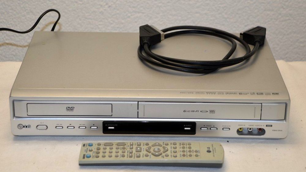 Combo DVD VHS LG V9842DIVX (Gebraucht) in Collonges für CHF 90 – mit Lieferung auf Ricardo kaufen