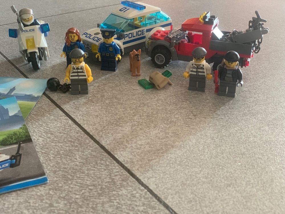 lego city 60047 - Police Station - auto + minifigures (Neu (gemäss ...