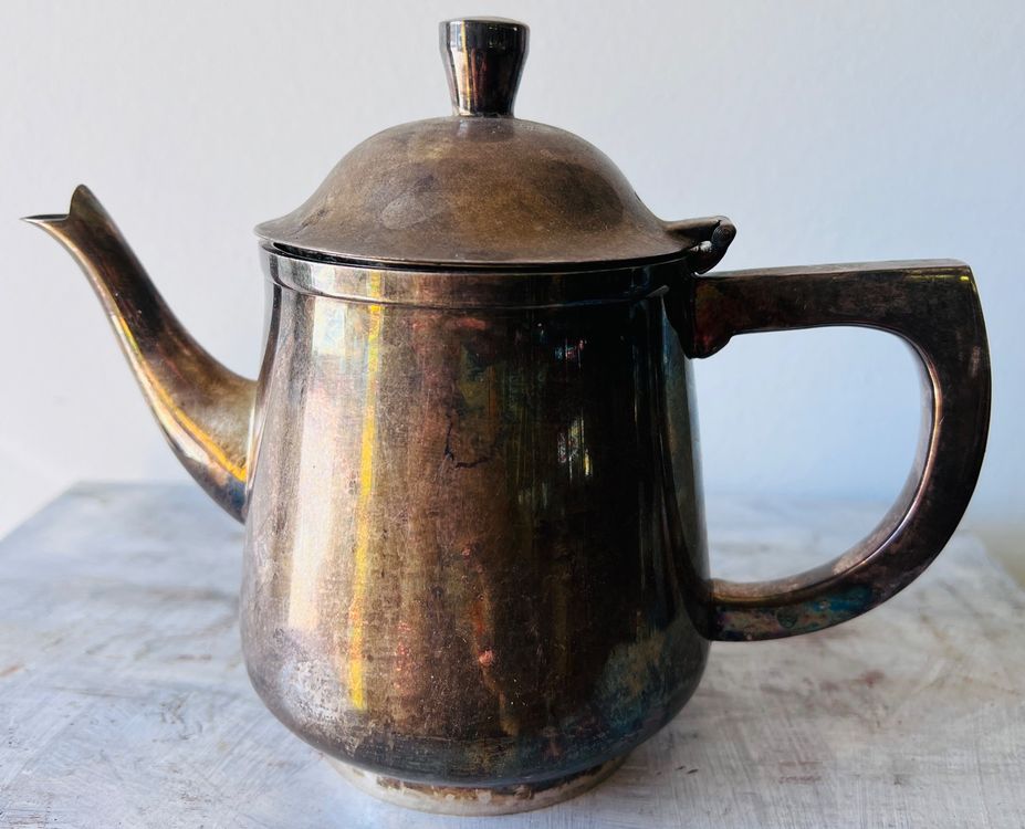Sehr Alte versilberte Teekannen (Gebraucht) in Root für CHF 10 – mit ...