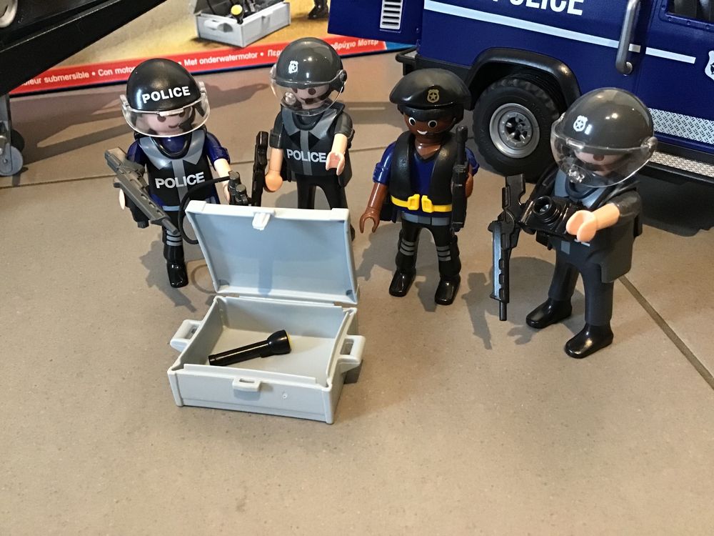 Playmobil Polizei SWAT Team mit SUV und Boot (Gebraucht) in Wynau für ...